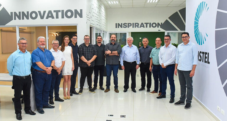 Constel completa 25 anos com inauguração do Espaço de Inovação - Jornal ...